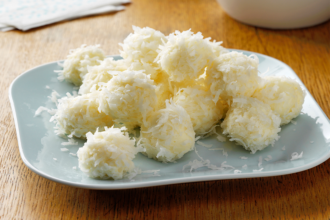 Bolitas cremosas de coco para sorprender a los invitados – Magica Navidad
